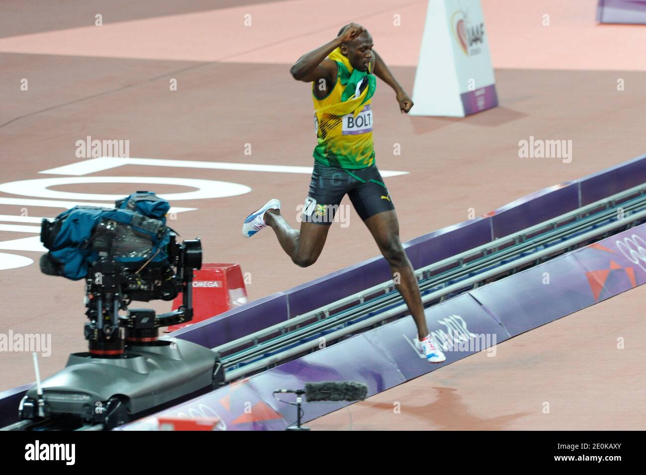 Jamaica's Usain Bolt wins the gold medal in the 200 Meters Men at ...