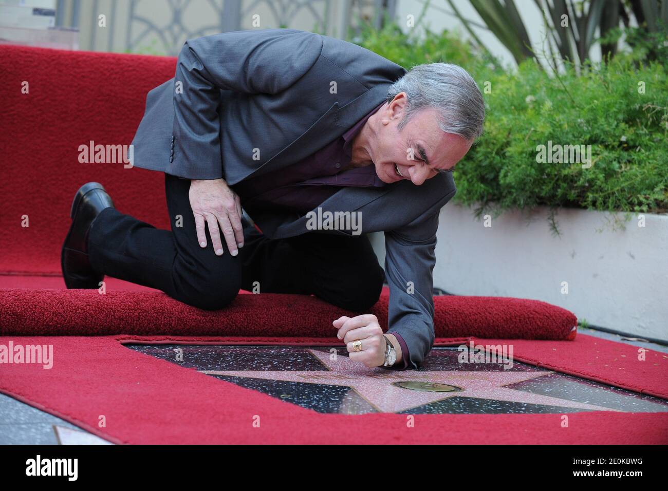 Singer Neil Diamond is honored with the 2,475th Star on the Hollywood ...
