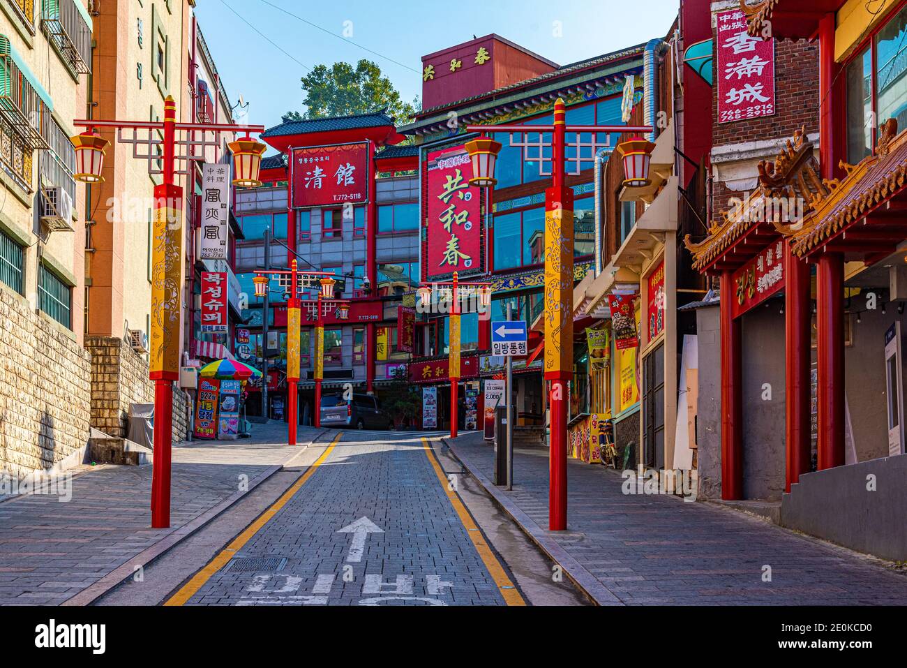 INCHEON, KOREA, OCTOBER 25, 2019: People are walking through Chinatown ...