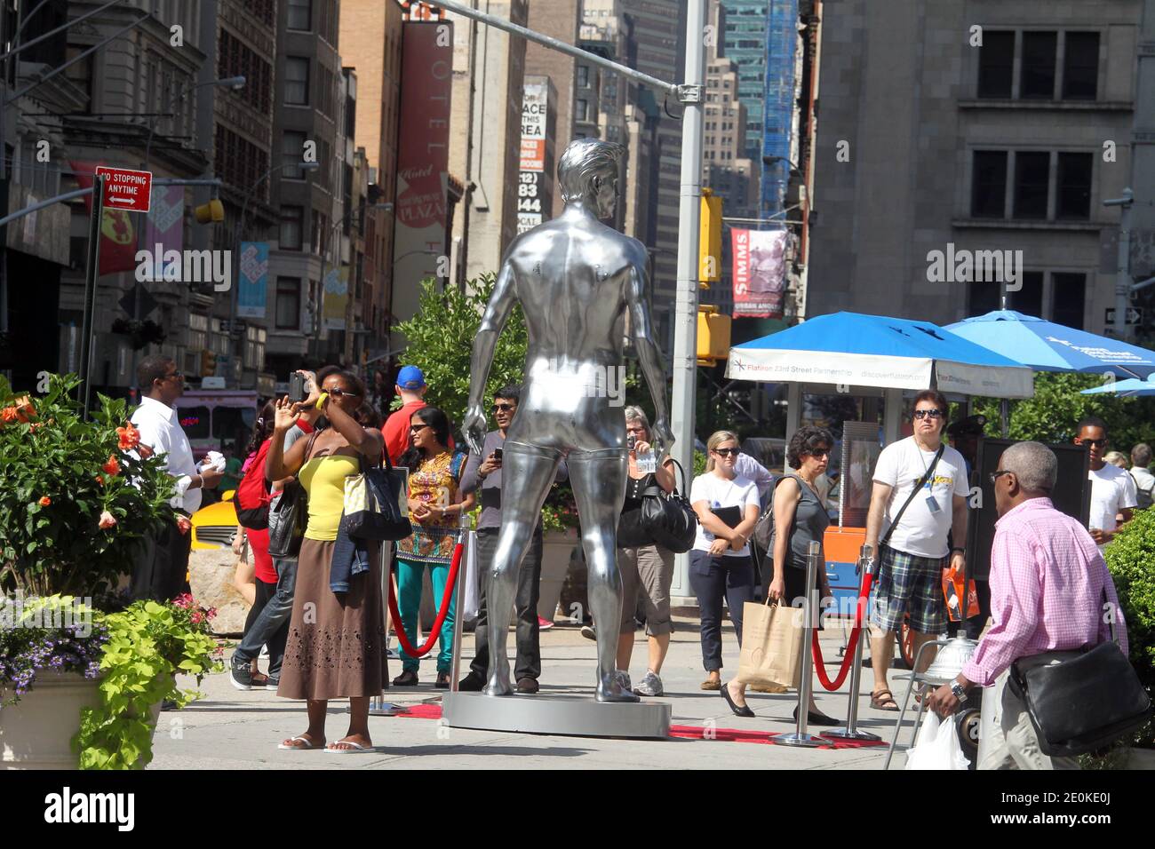 H&M plants six 10 foot statues of David Beckham throughout Manhattan to ...