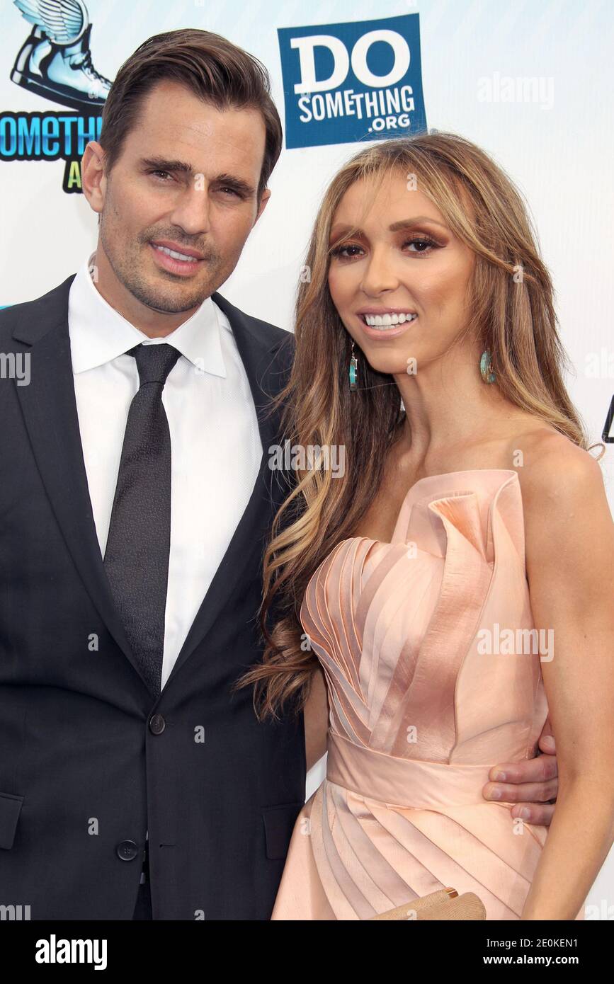 Bill Rancic and Giuliana Rancic arriving for the 2012 Do Something ...