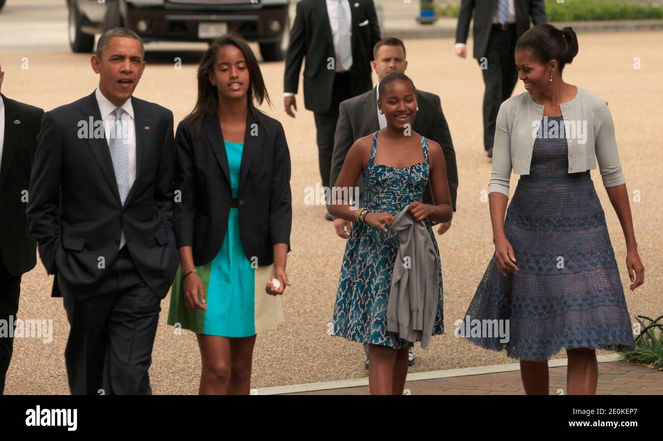 President Barack Obama, First Lady Michelle Obama and daughters Sasha ...