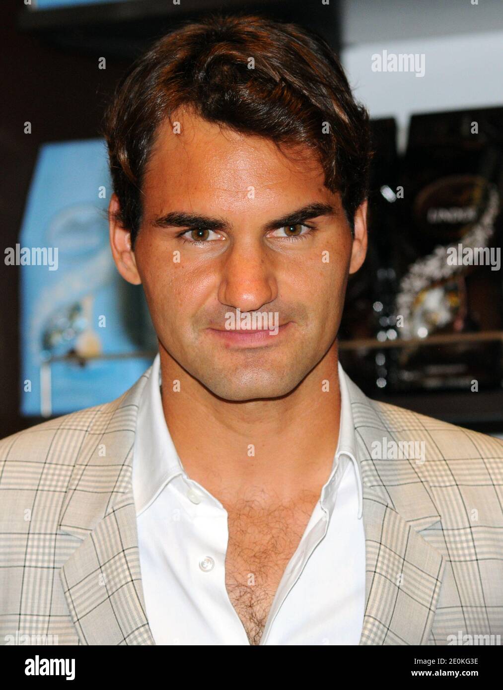 Roger Federer at the Lindt Chocolate Flagship store on Fifth Avenue to ...