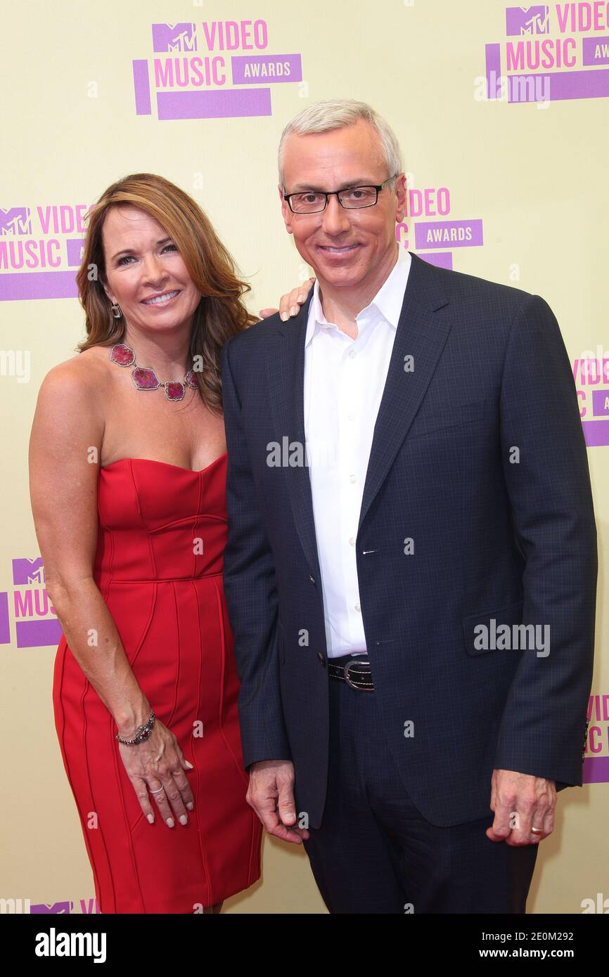 Drew Pinsky and Susan Pinsky arriving at the 2012 'MTV Video Music ...