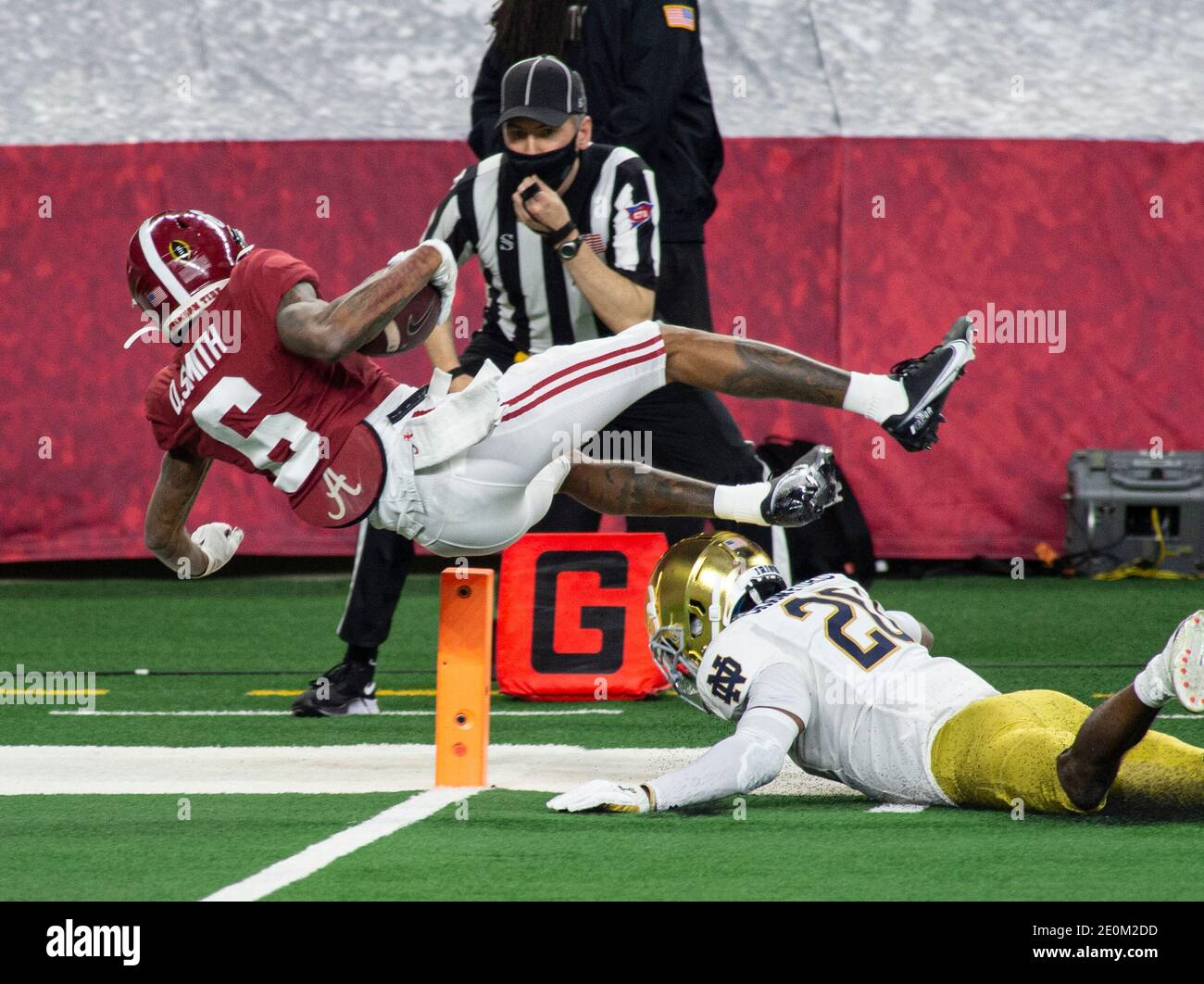 Devonta smith hi-res stock photography and images - Alamy