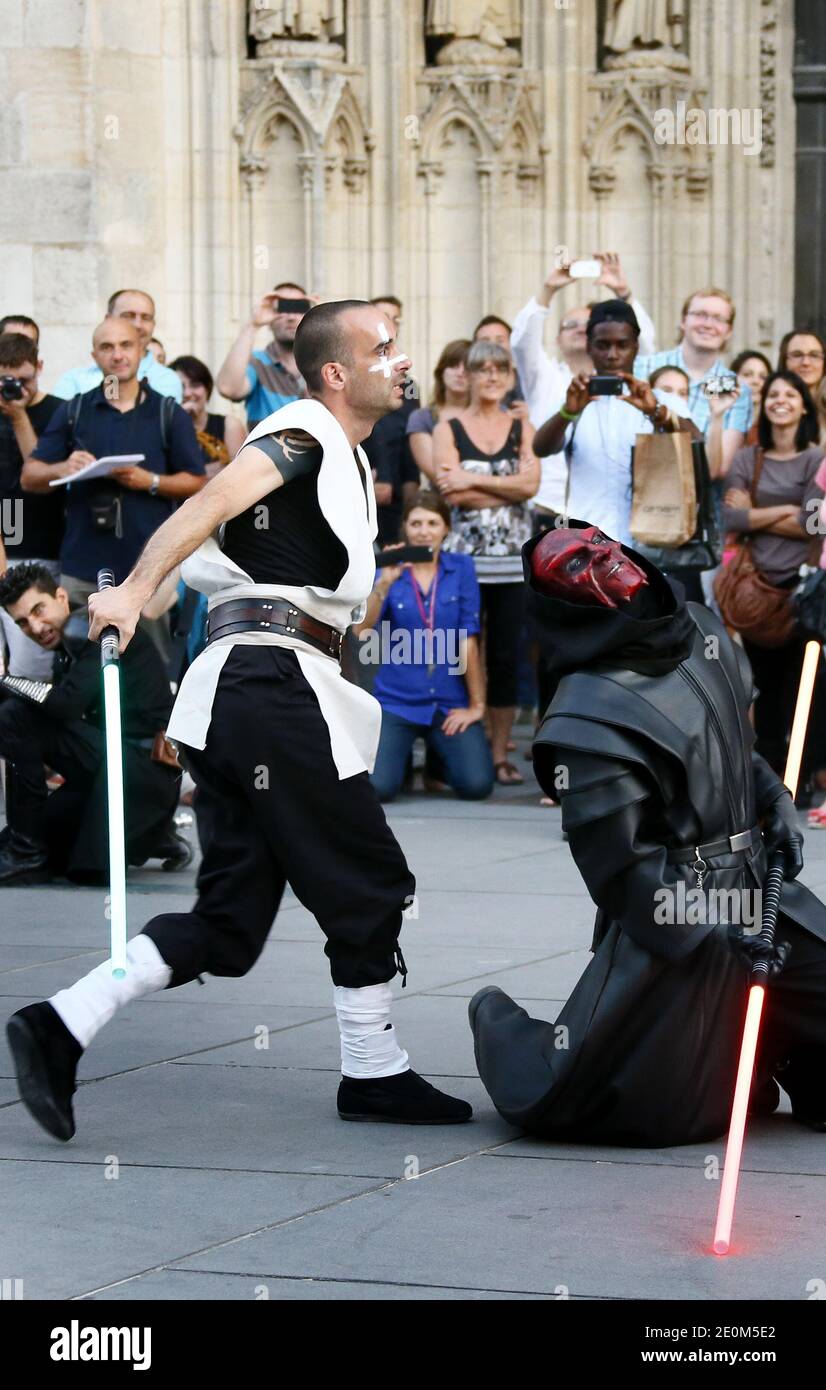 Nearly 50 members of 'Star Wars' fan clubs staged a flash mob battle to ...