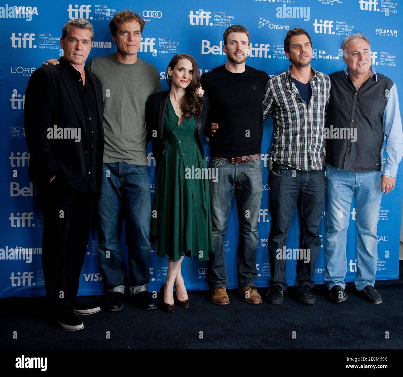 Michael shannon ray liotta iceman hi-res stock photography and images ...