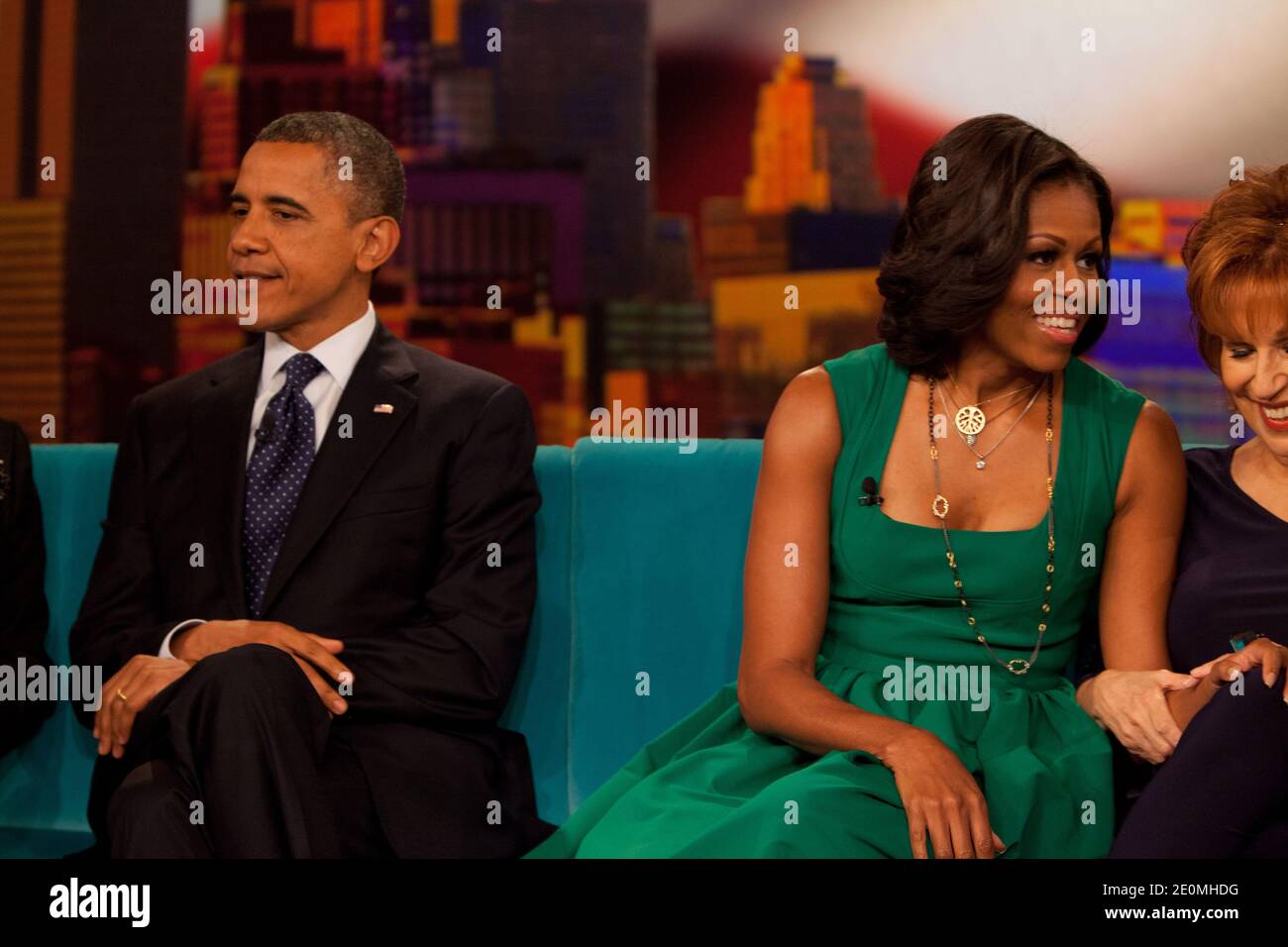 U.S. President Barack Obama and First Lady Michelle Obama on the set of ...