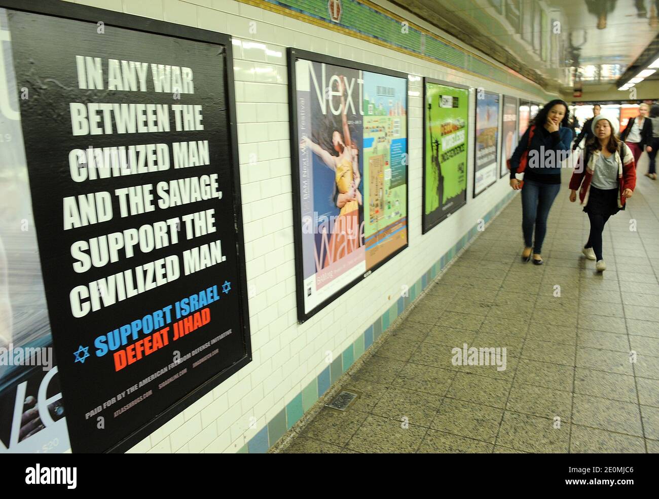 Mta new york subway ad hi-res stock photography and images - Alamy