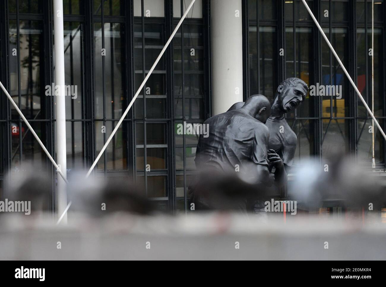 Zinedine zidane headbutt hi-res stock photography and images - Alamy