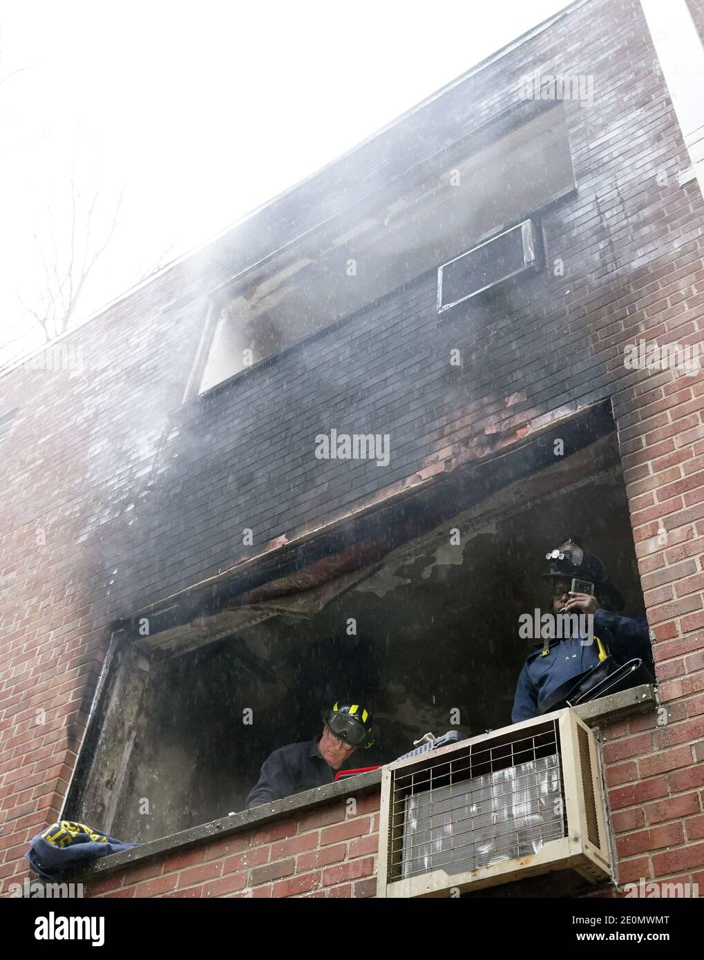 Smoke inhalation fire hi-res stock photography and images - Alamy