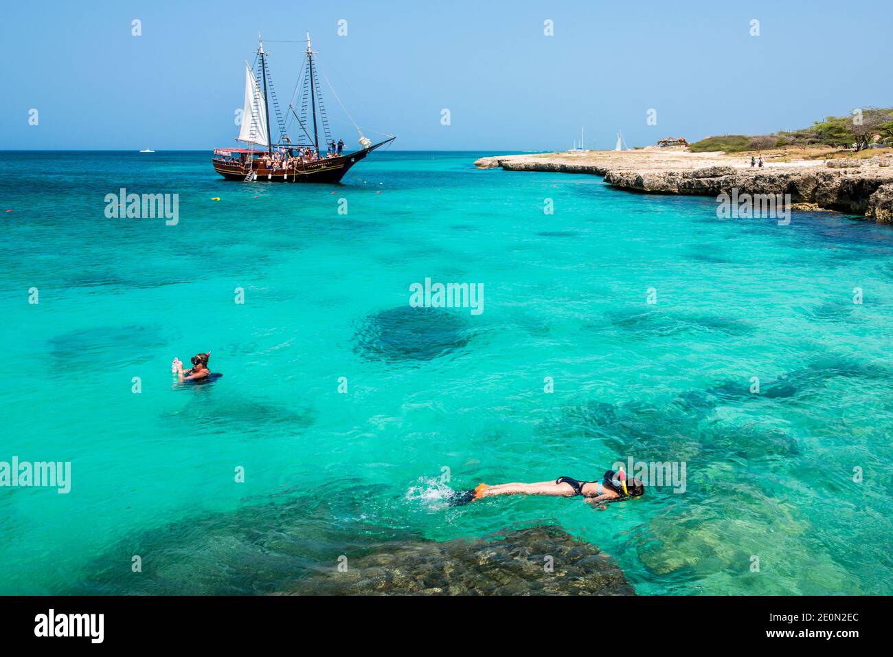 Aruba snorkelling hi-res stock photography and images - Alamy