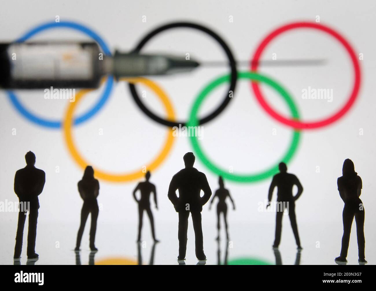 Olympic games rings hi-res stock photography and images - Alamy