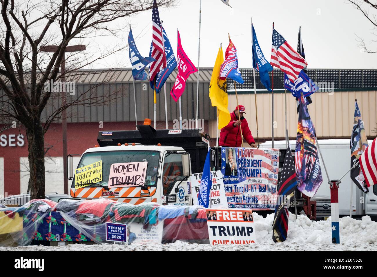 American election flags hi-res stock photography and images - Alamy