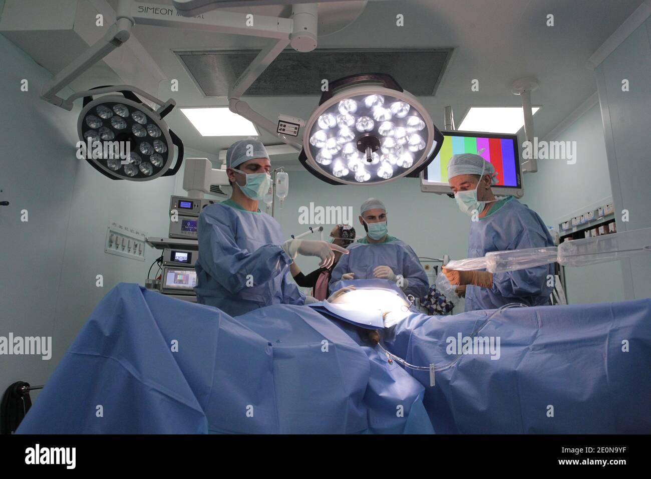 Robotic surgery room hi-res stock photography and images - Alamy