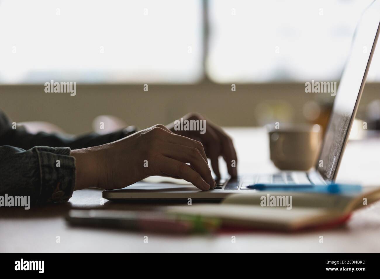 shadow hands typing Stock Photo - Alamy