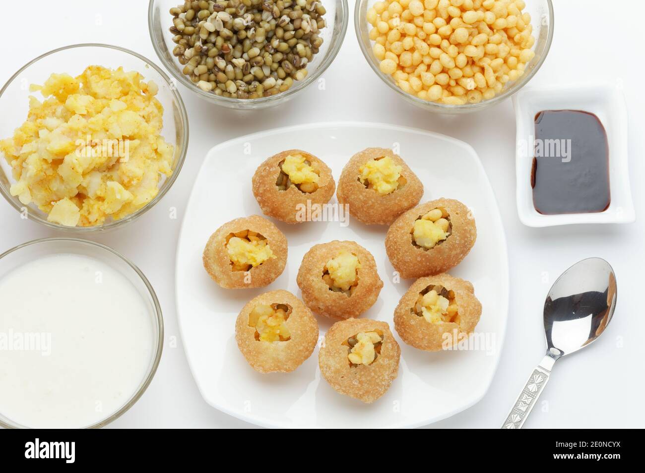 Masala bhel hi-res stock photography and images - Alamy