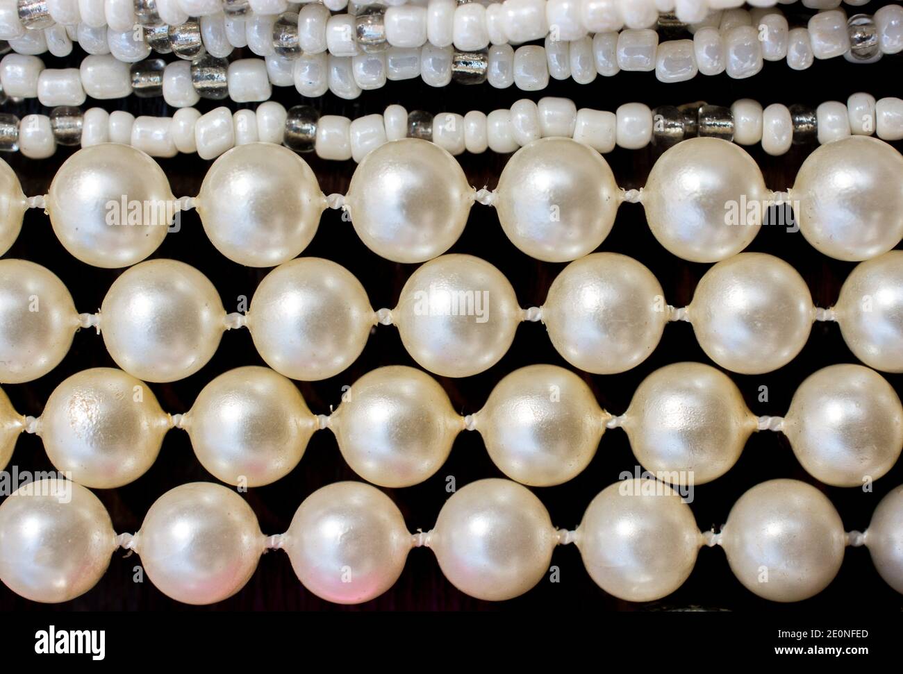 Shiny pearl hi-res stock photography and images - Alamy