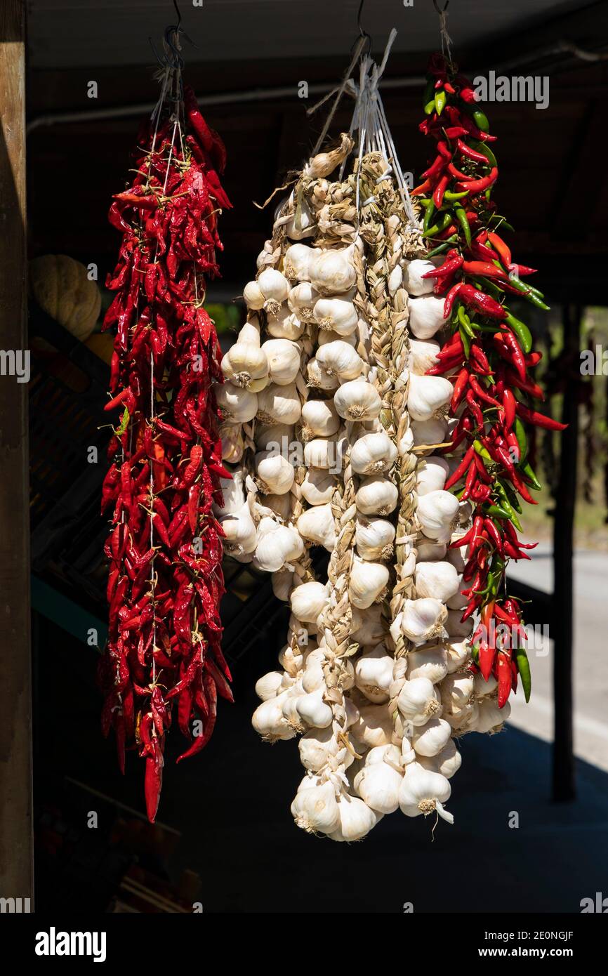 Hanging garlic hi-res stock photography and images - Alamy