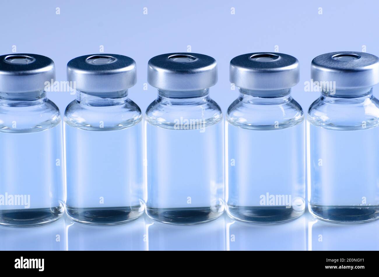 Immunization injection hi-res stock photography and images - Alamy