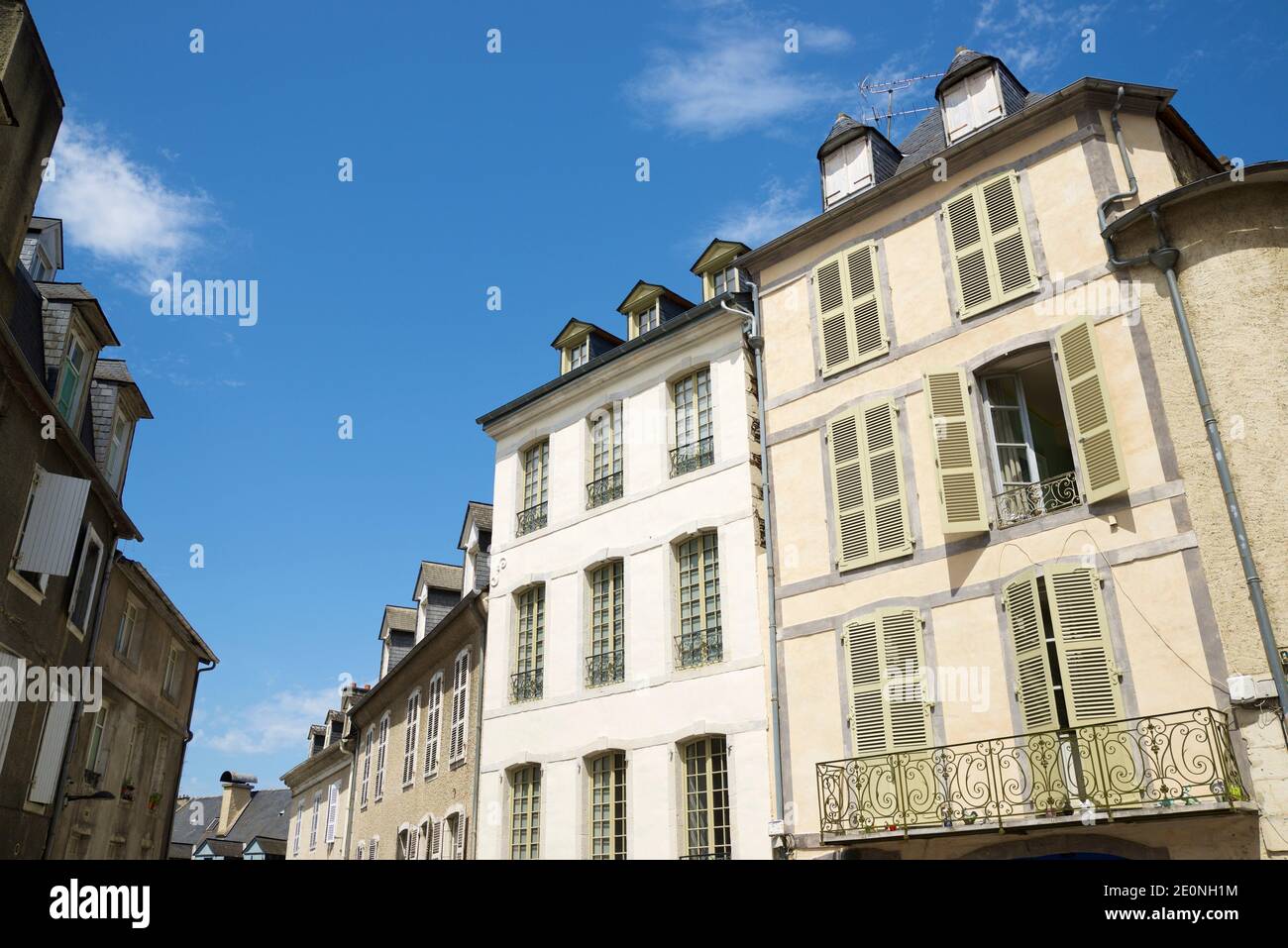 Buildings in the old town of Pau in France Stock Photo - Alamy