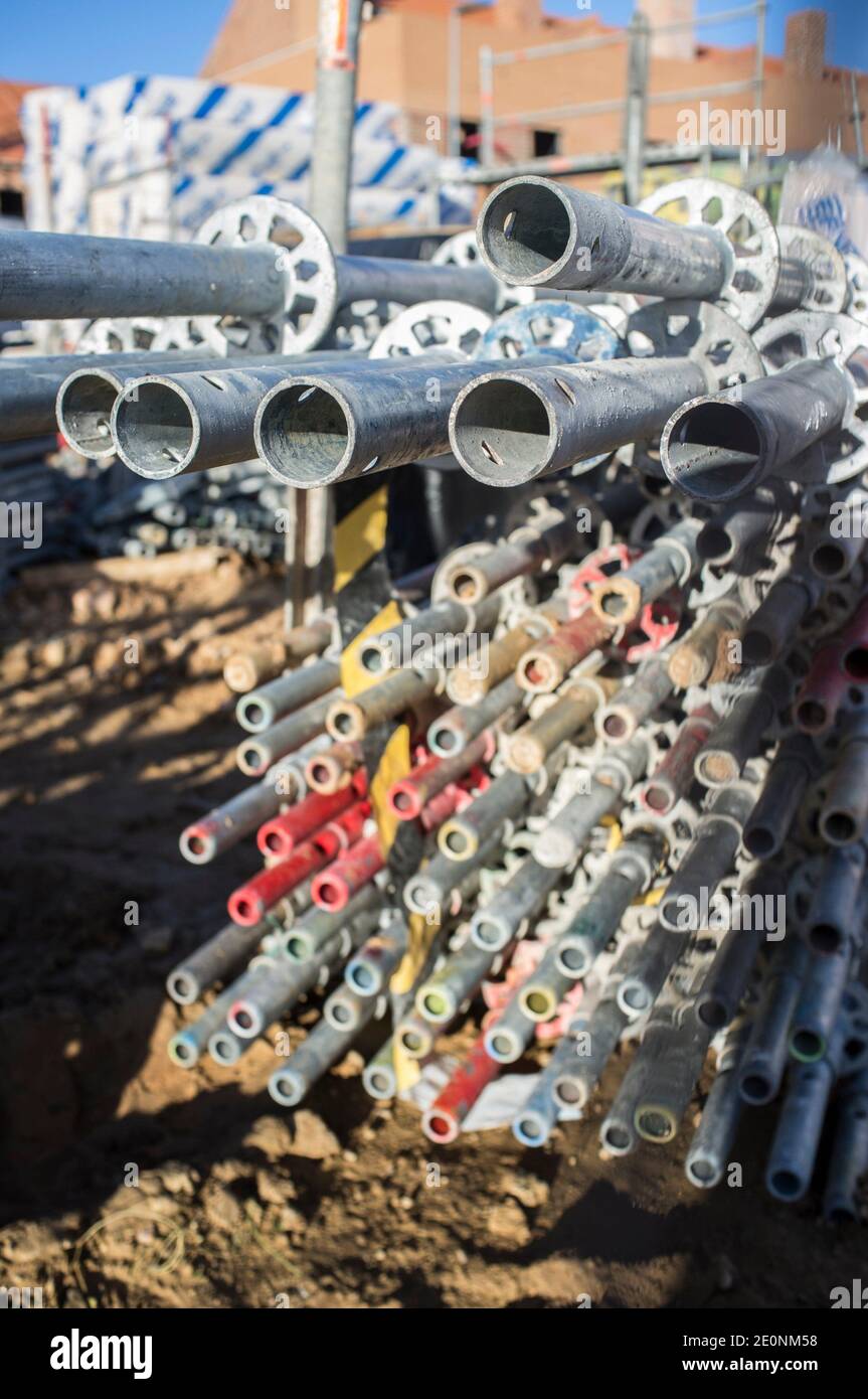 Construction of scaffolding hi-res stock photography and images - Alamy