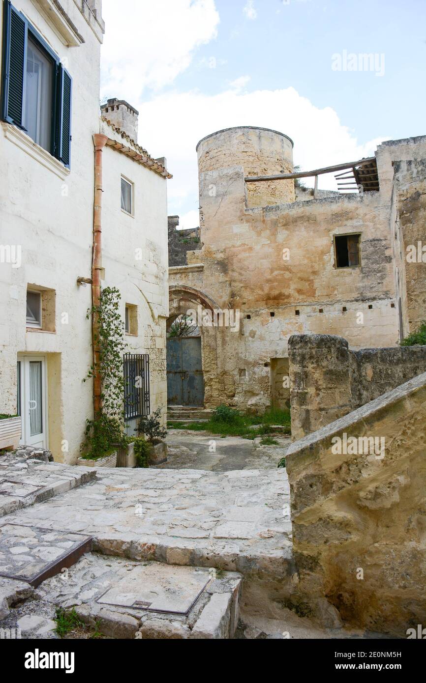 Ancient Courtyard High Resolution Stock Photography and Images - Alamy