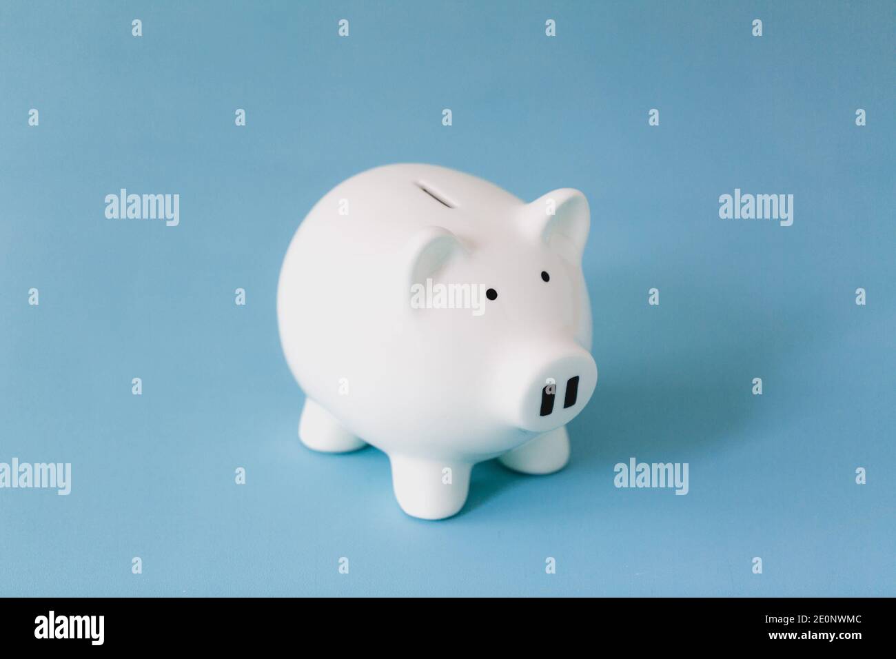 Piggy animation hi-res stock photography and images - Alamy