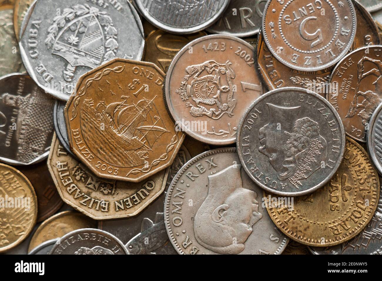 Financial business animation coins hi-res stock photography and images ...