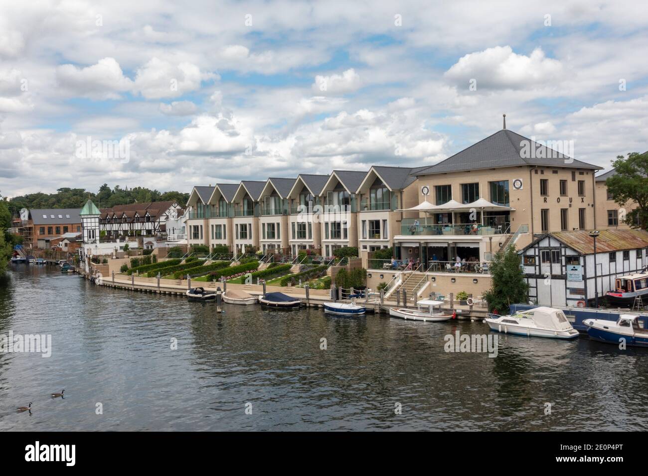 The Roux at Skindles brasserie, on the River Thames in Taplow ...