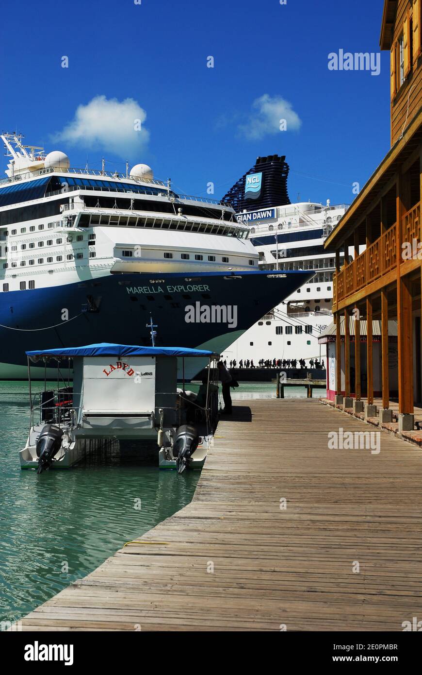 Antigua cruise terminal hi-res stock photography and images - Alamy