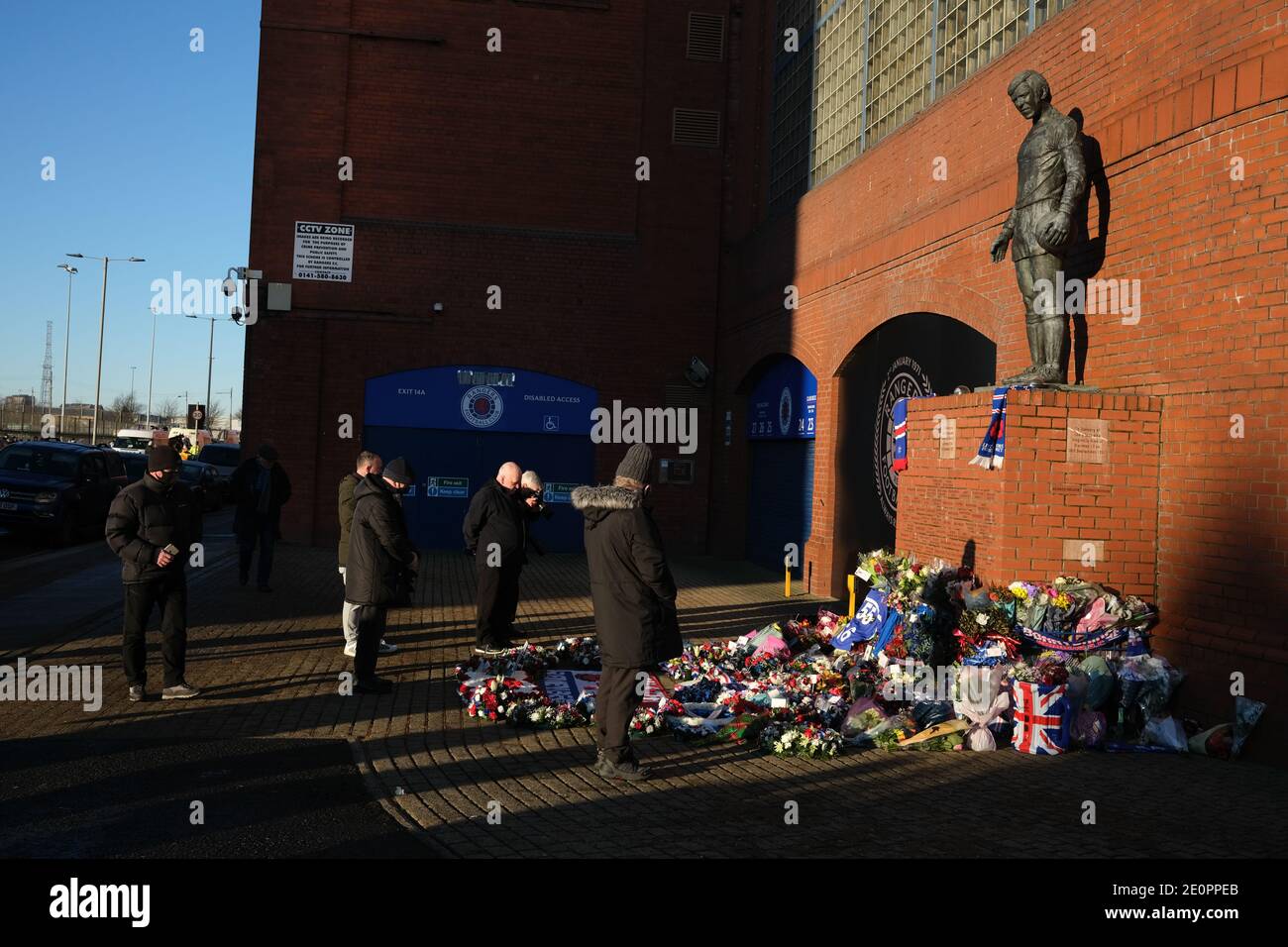 1971 ibrox disaster memorial hi-res stock photography and images - Alamy