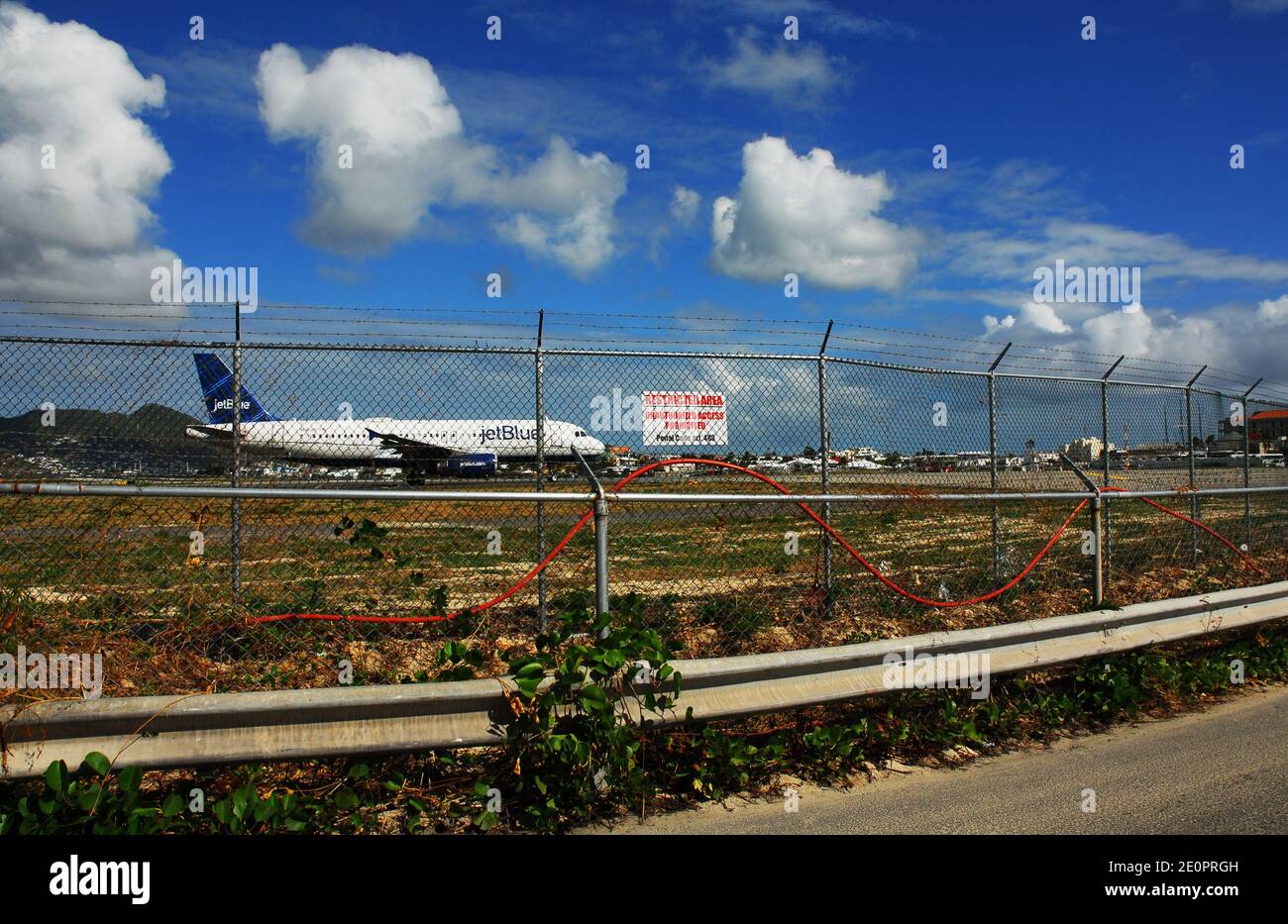 Dutch Caribbean; Sint Maarten (Saint Martin); Princess Juliana ...
