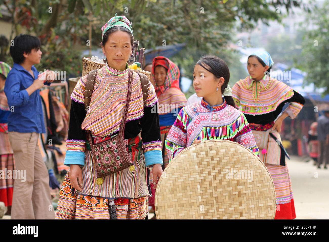 Hmong food hi-res stock photography and images - Alamy