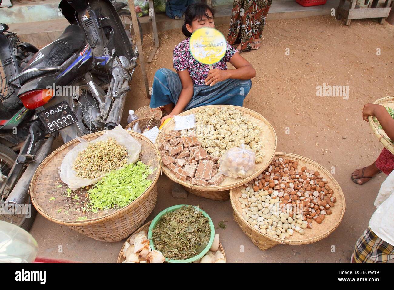 Bagan market burma market hi-res stock photography and images - Alamy