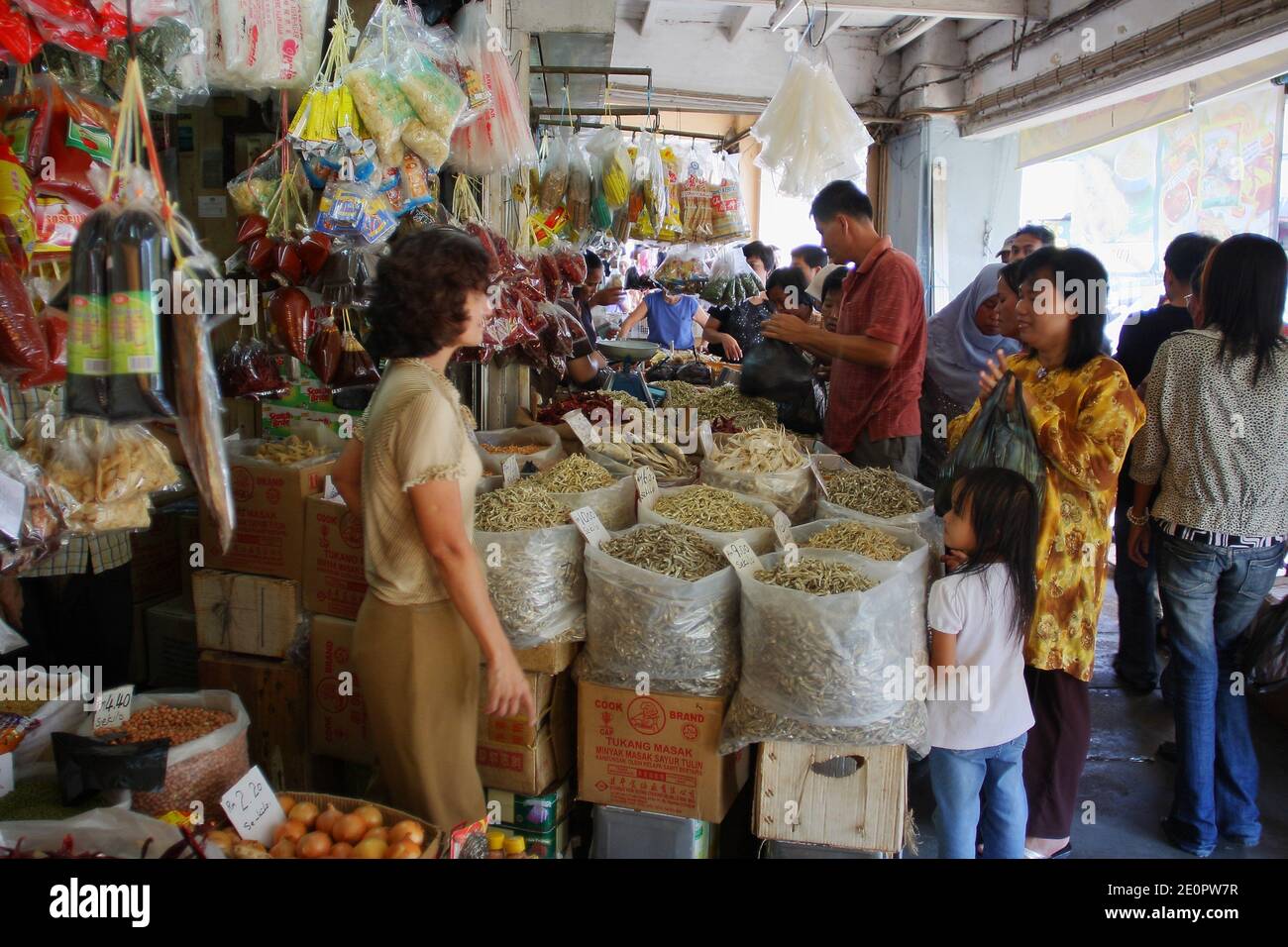 Small Town Grocery Store High Resolution Stock Photography and Images ...