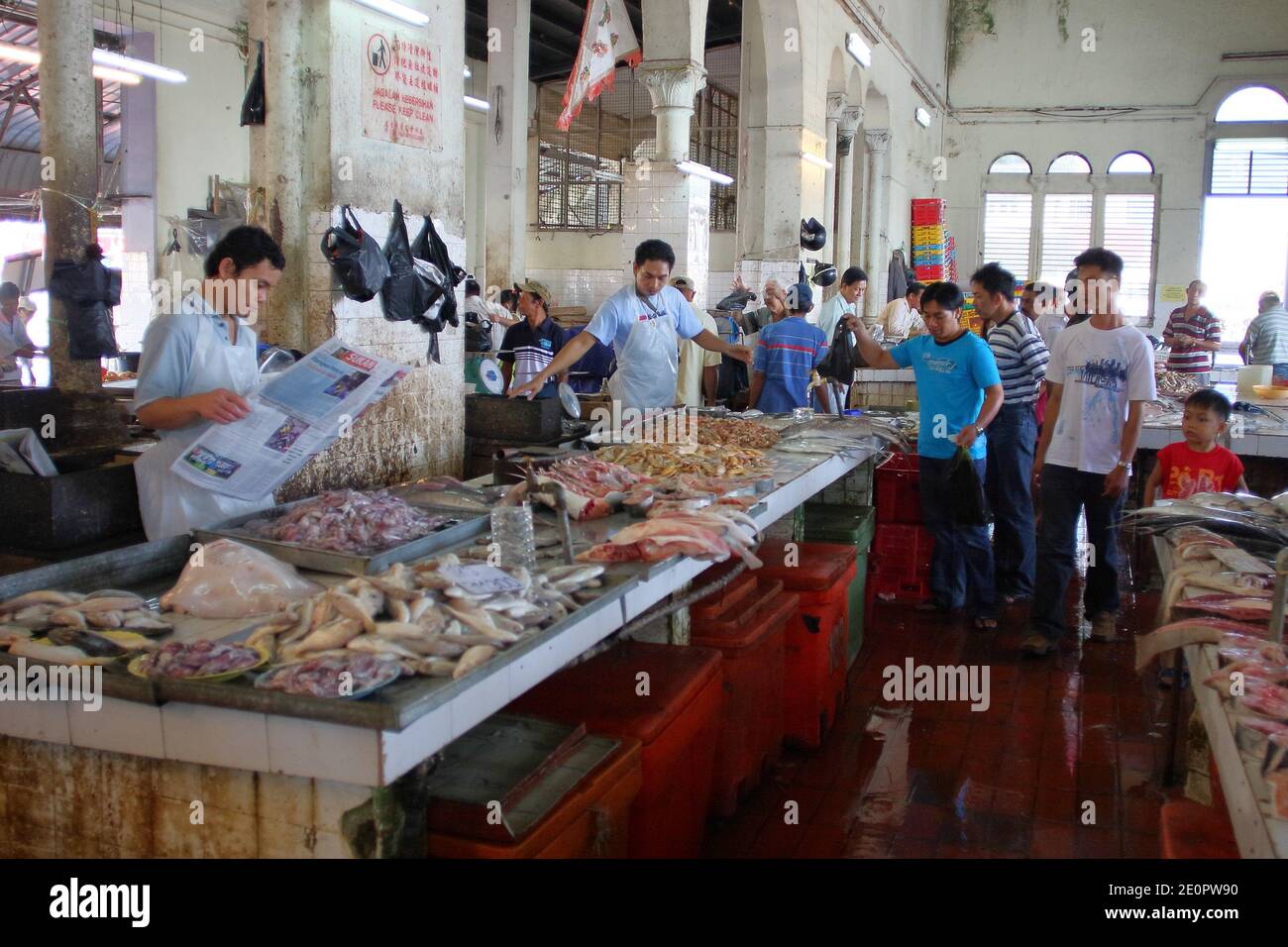 Wet market asia hi-res stock photography and images - Alamy