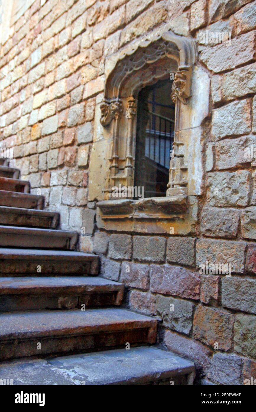 Window of picasso museum hi-res stock photography and images - Alamy