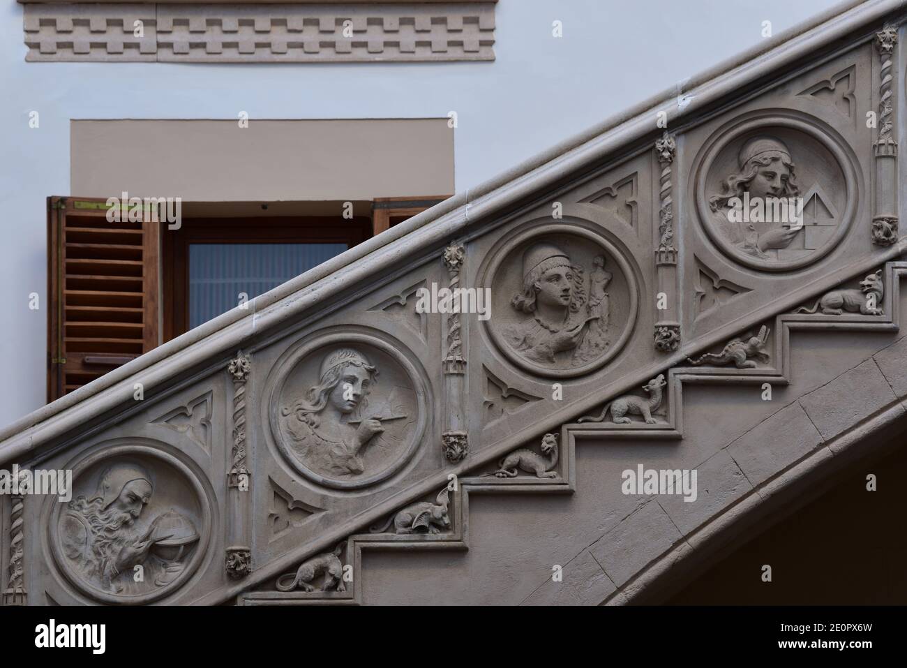 Decorative balustrade hi-res stock photography and images - Alamy