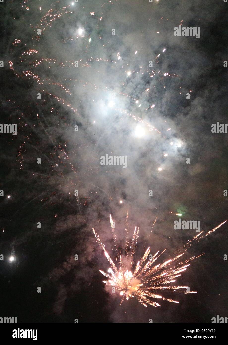 New Year Fireworks 2021 Preston Dock Stock Photo - Alamy