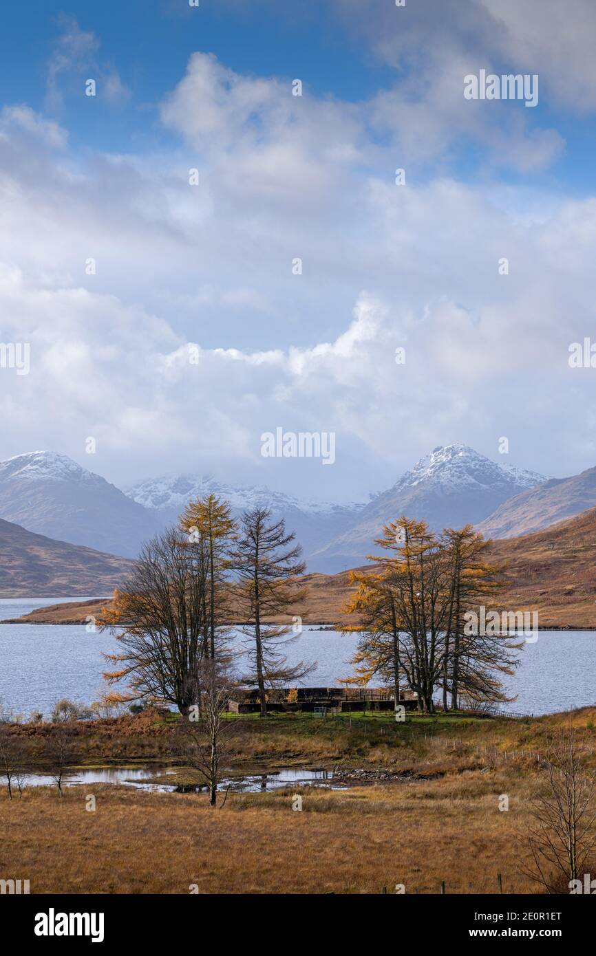 Stirling loch snow hi-res stock photography and images - Alamy
