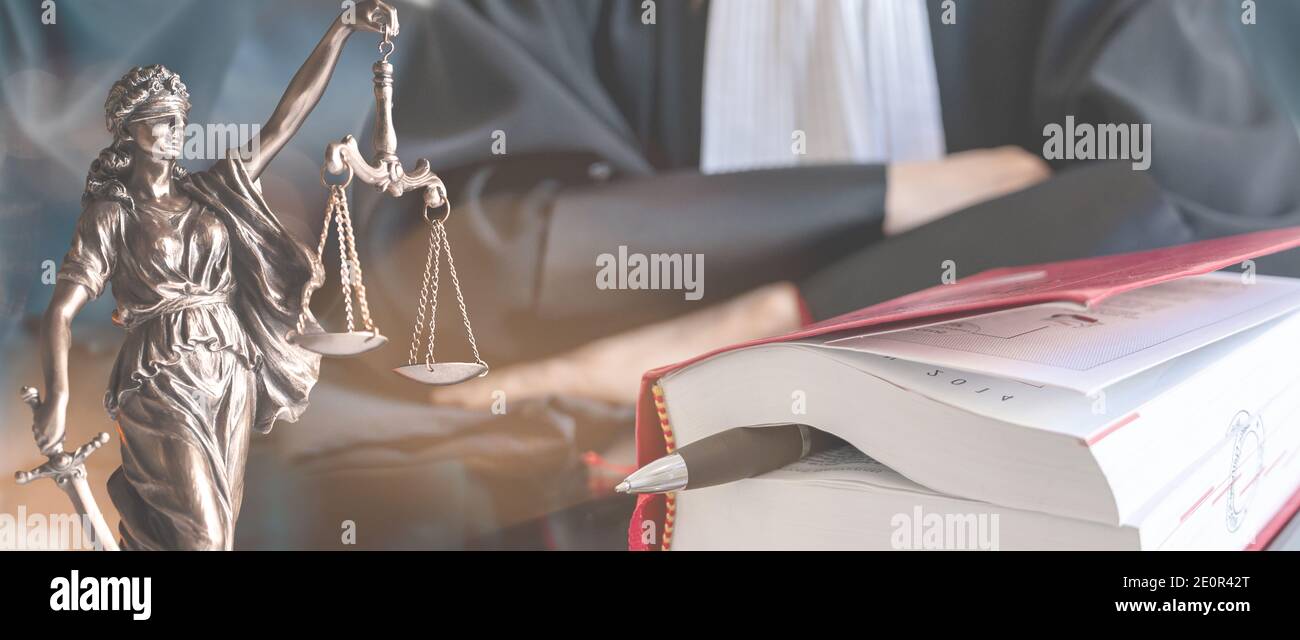 Lawyer symbol hi-res stock photography and images - Alamy