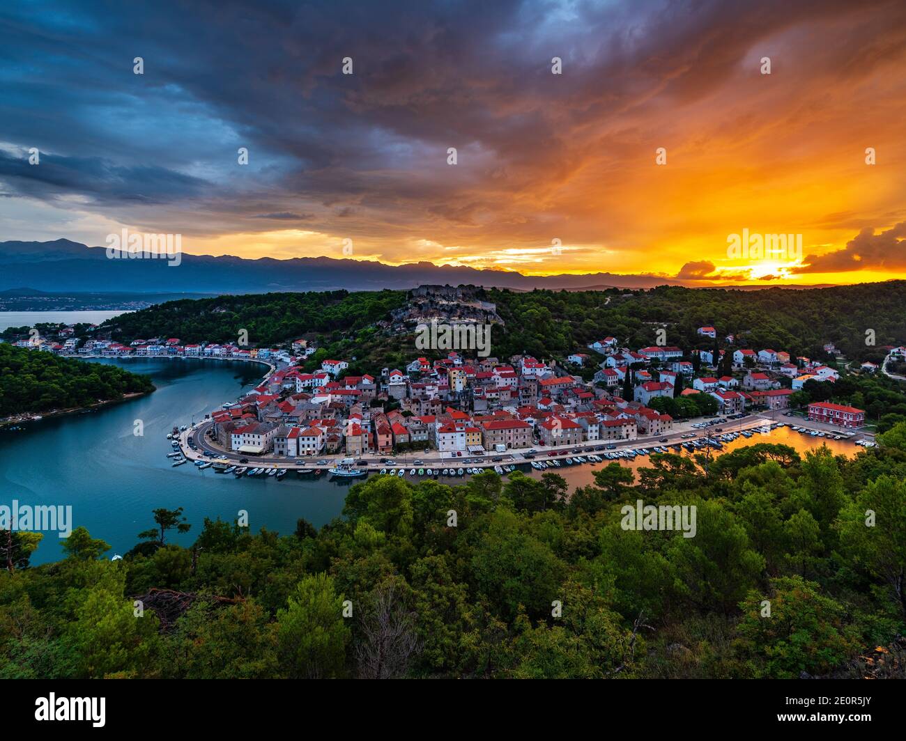 Novigrad fishing hi-res stock photography and images - Alamy