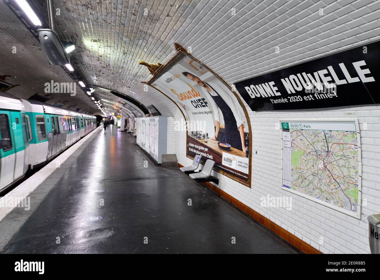 Métro bonne nouvelle paris hi-res stock photography and images - Alamy