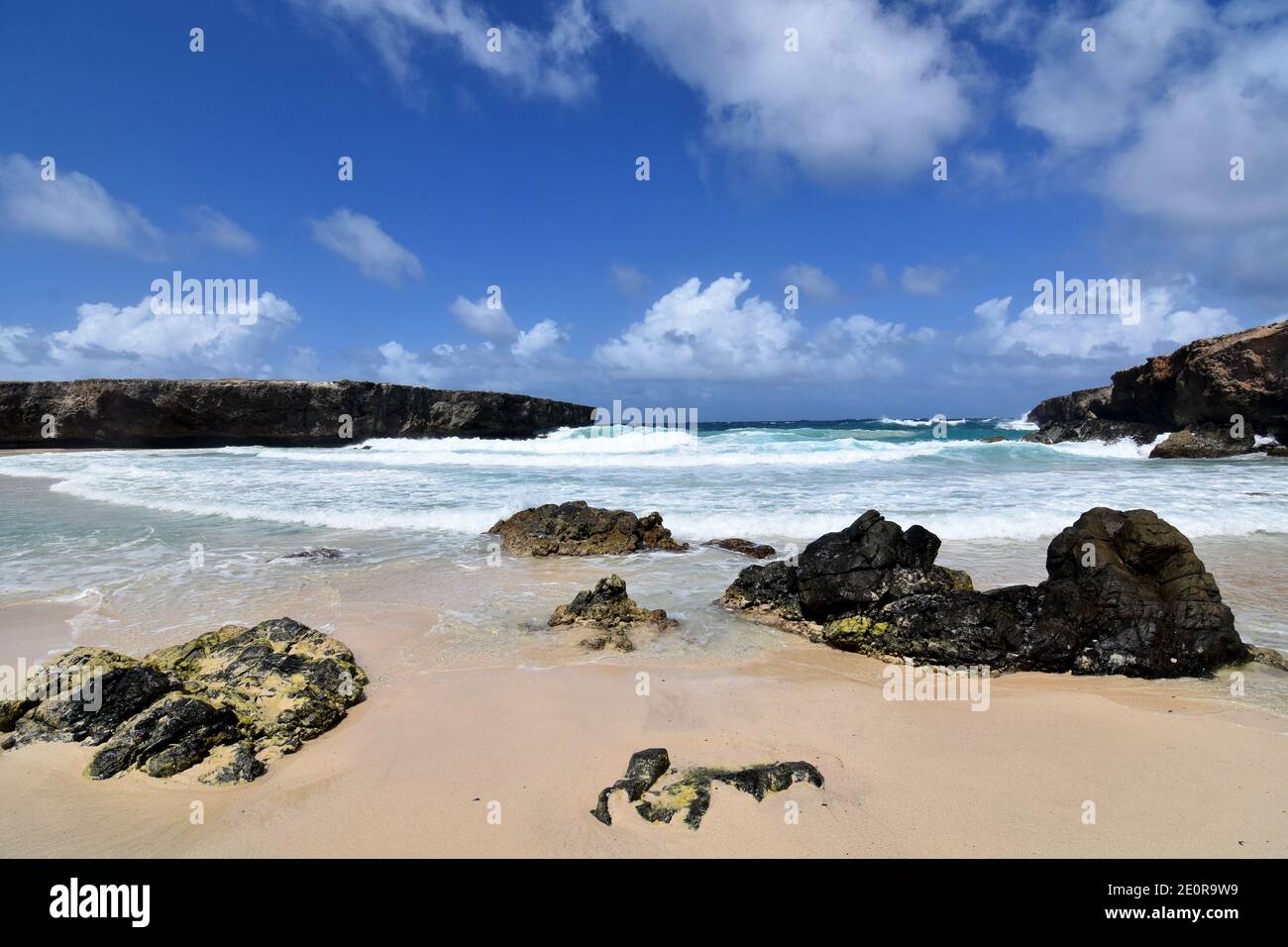 Stunning view of a secluded remote beach in Aruba Stock Photo - Alamy