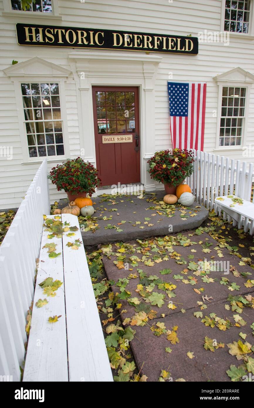 Fall river massachusetts history hi-res stock photography and images ...