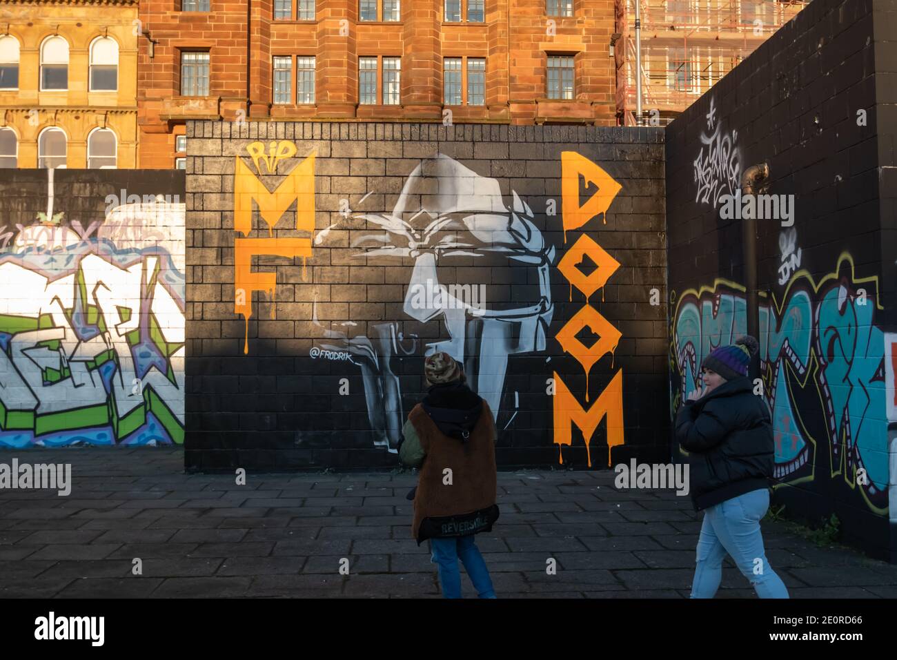 Glasgow, Scotland, UK. 2nd January, 2021. New graffiti by @Frodrik on Clydeside pays tribute to ...