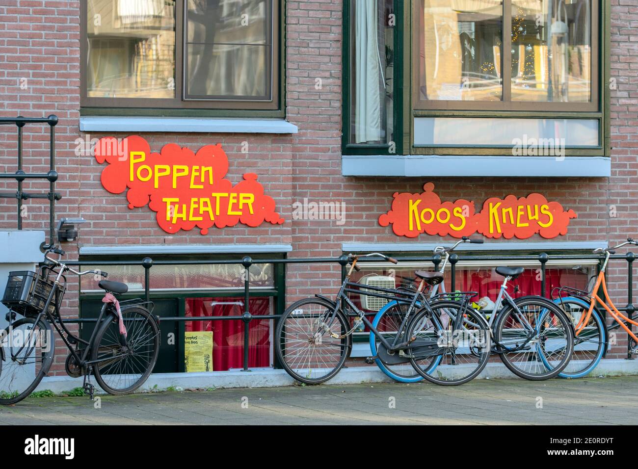 Poppentheater hi-res stock photography and images - Alamy
