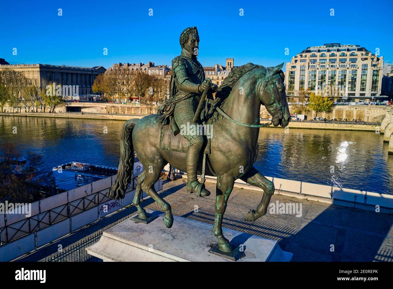 France, Paris (75), area listed as World Heritage by UNESCO, Ile de la ...