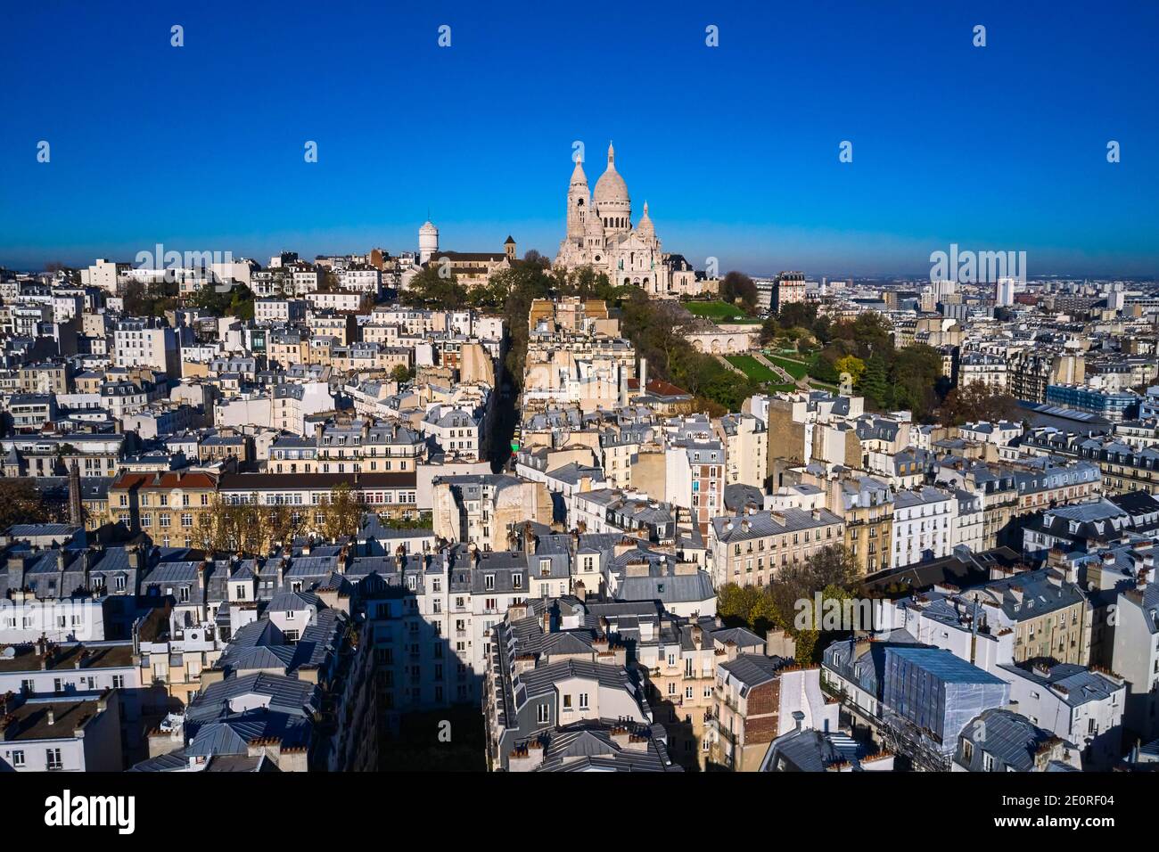 France, Paris (75), the basilica of the Sacre Coeur on the hill of ...